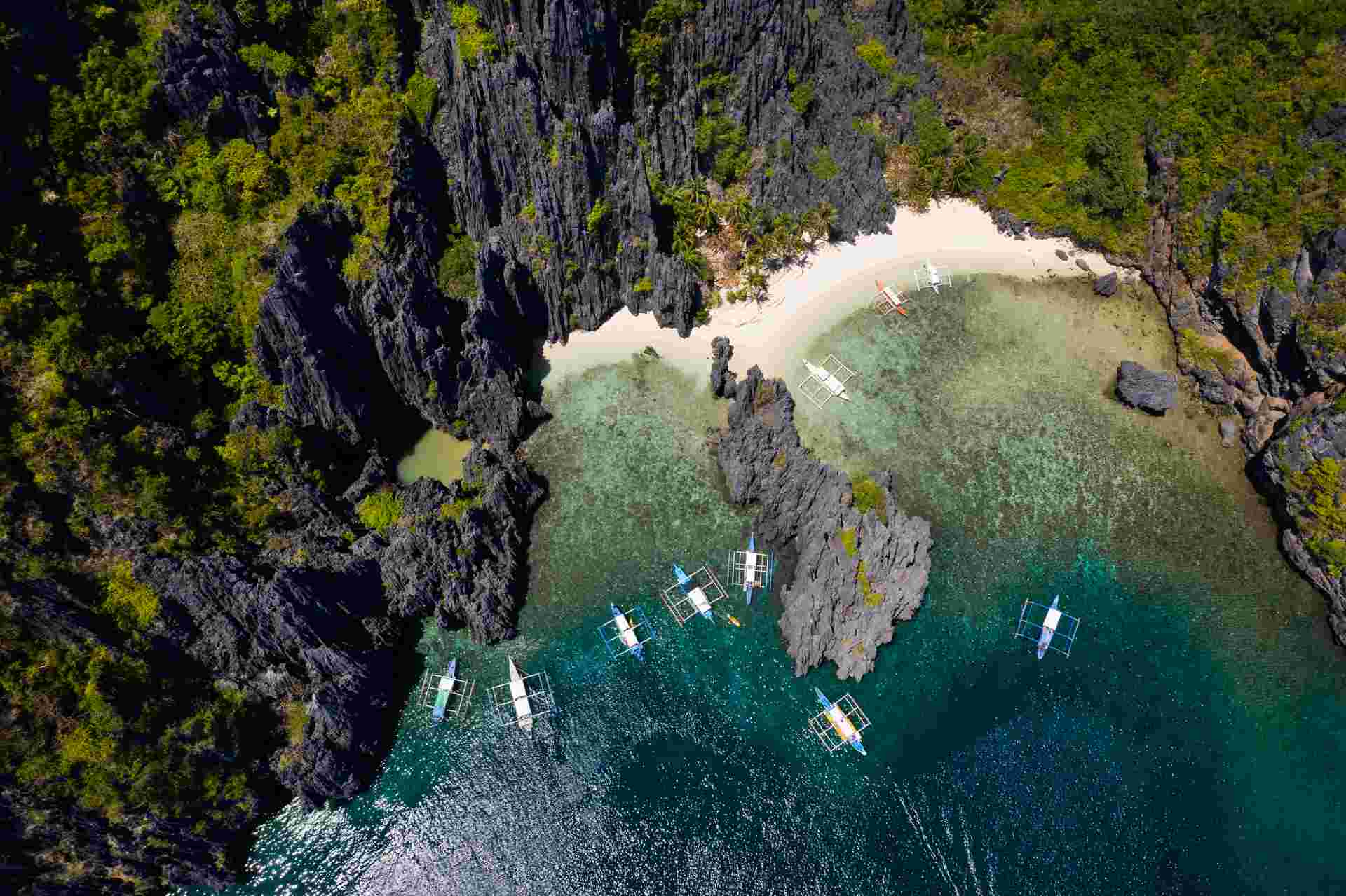 Island Hopping in the Philippines: El Nido, Coron, and the Visayas ...